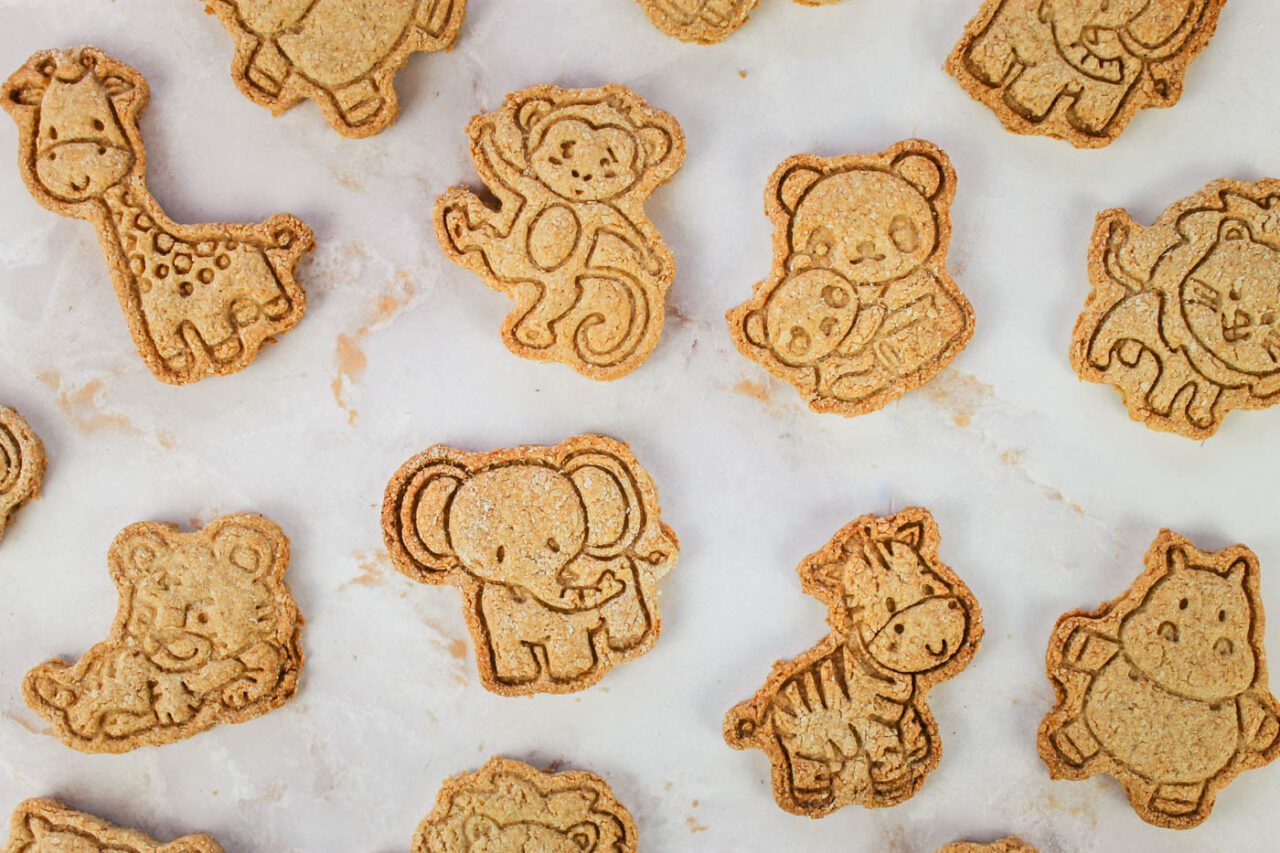 Healthy Animal Crackers Recipe - WholeMade Homestead